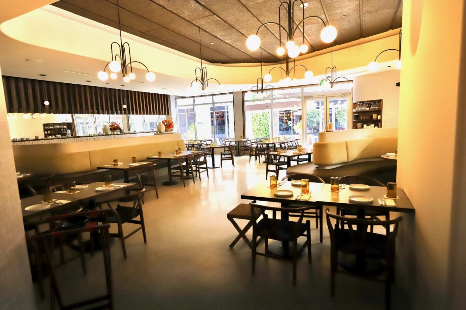 San Patricio Plaza - ¡Aquí se pasa mejor!