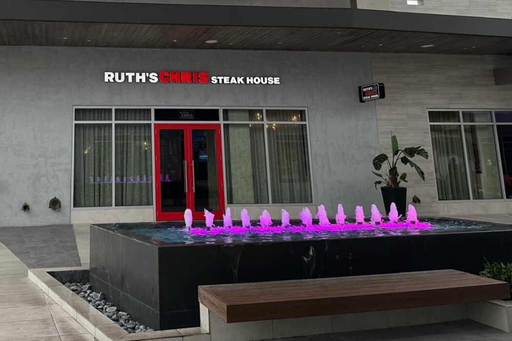 San Patricio Plaza - ¡Aquí se pasa mejor!